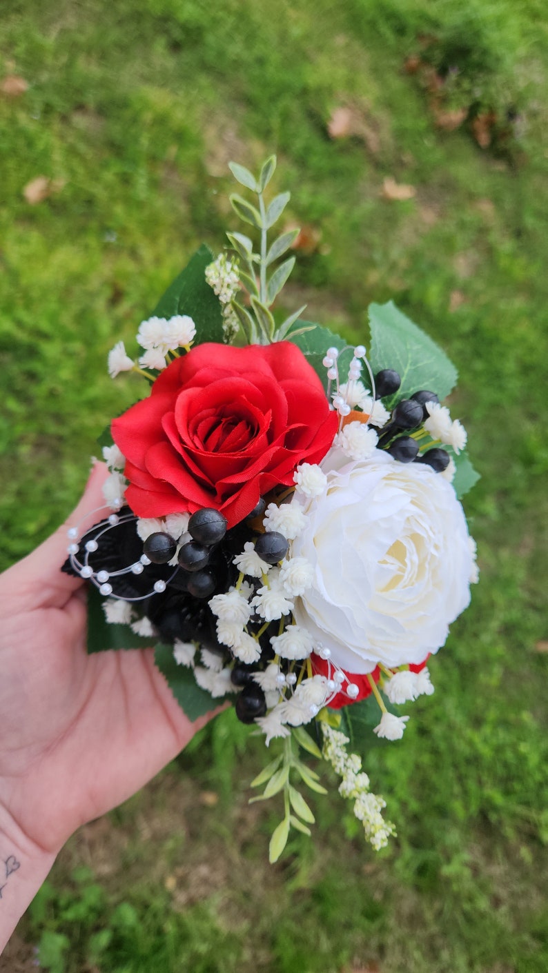 Corsage Flowers Wristlet Prom Boutonniere - Etsy