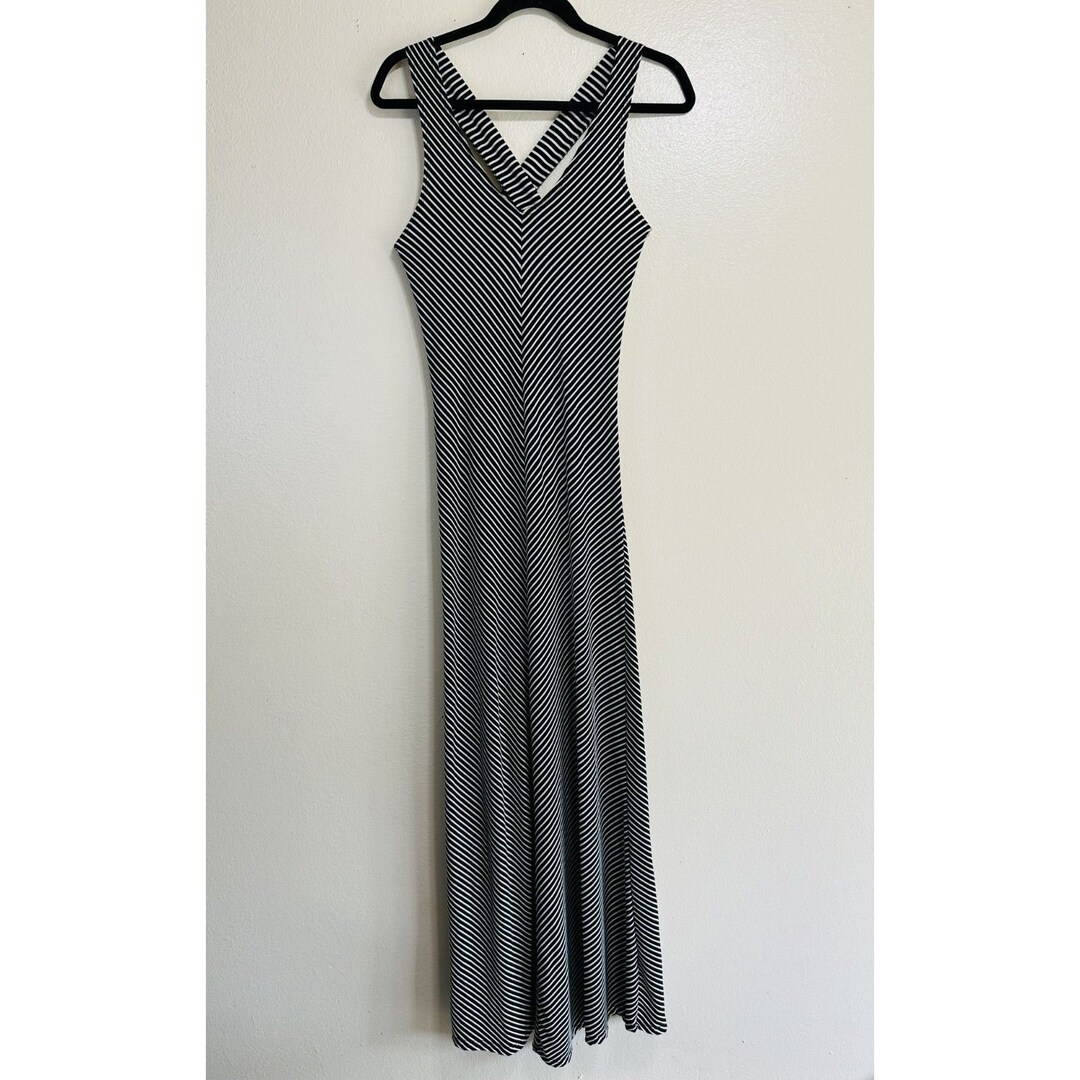 Rolla Coster Women's Black/white Chevron Sleeveless Maxi Dress Cross ...