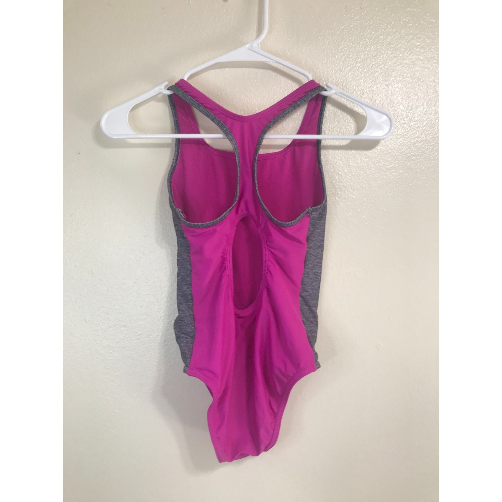 Speedo One Piece Racerback Straps and Keyhole Back, Size 10 - Etsy