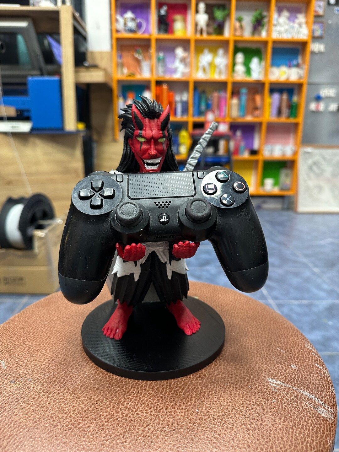 Katana Kenpachi Zaraki, Stand Controller/ Phone Holder 3D Print, Gaming ...