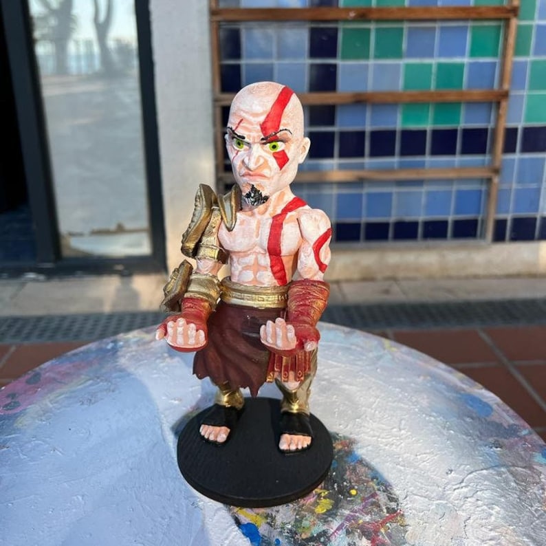 Kratos Stand Controller/ Phone Holder 3D Print, God of War, Gaming ...