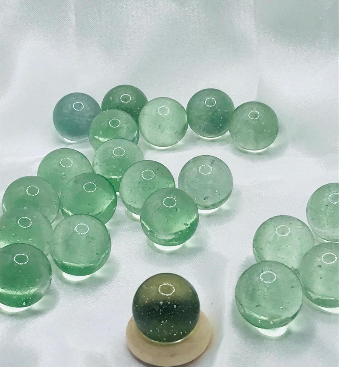 5 TRANSLUCENT Marble GREEN Tint Base Glass Sphere Glass CLEAR Vintage ...