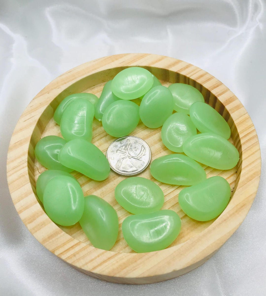 Bulk Small Pebbles GLOW in the Dark Acrylic Uv Reactive Pebbles - Neon ...