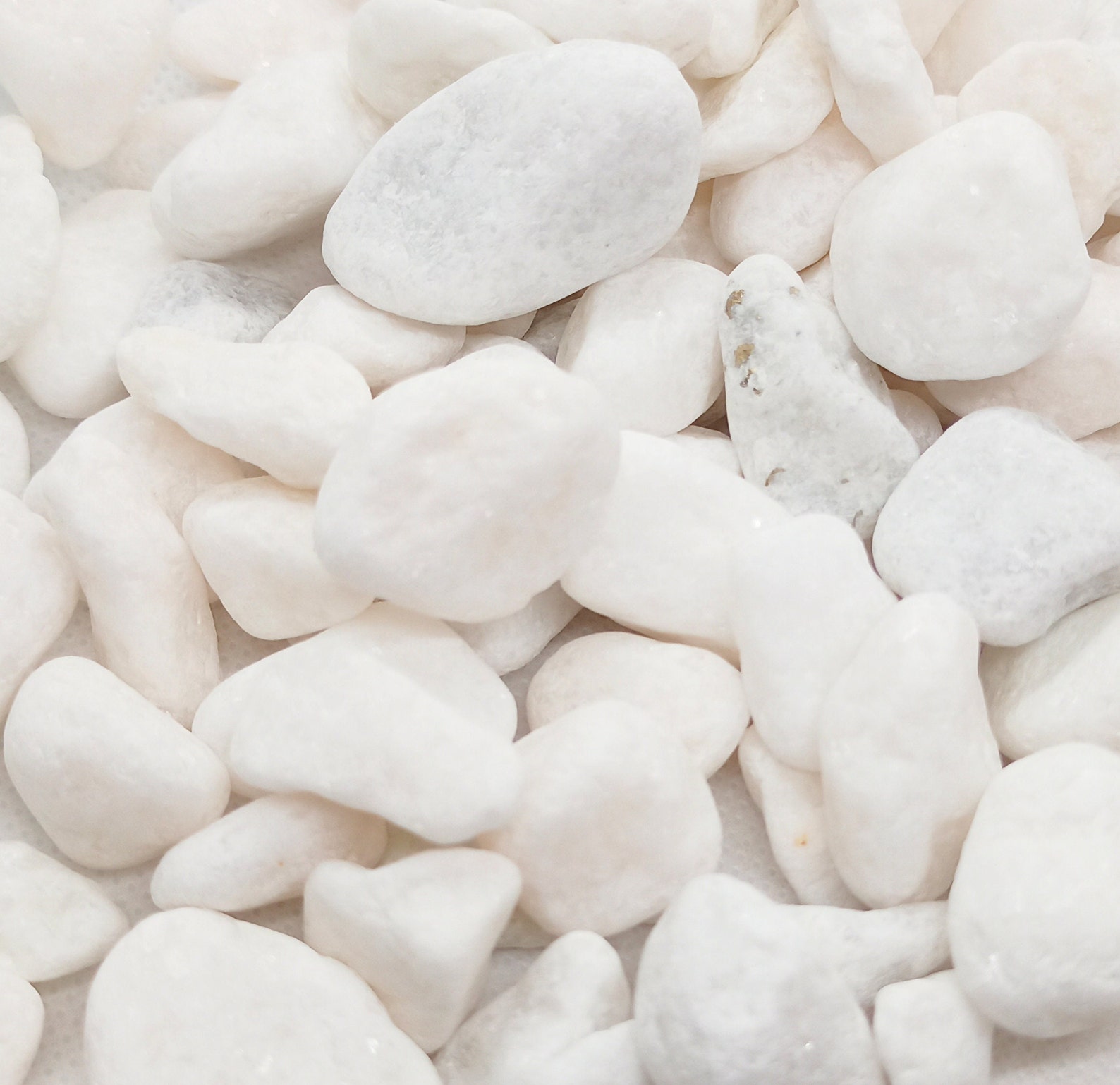 WHITE CRYSTAL Quartz Rock, Natural Crystal Stone Gem White Opaque ...