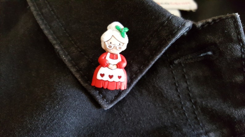 Santa Claus and Mrs. Claus Lapel Pin Set - Etsy