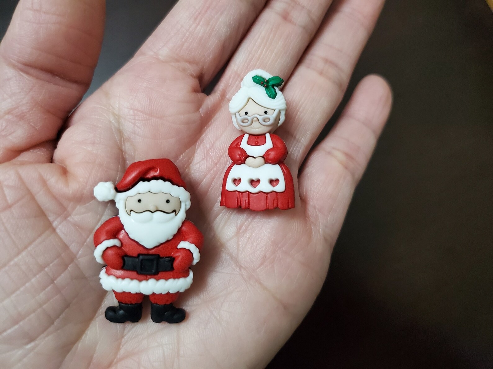 Santa Claus and Mrs. Claus Lapel Pin Set - Etsy