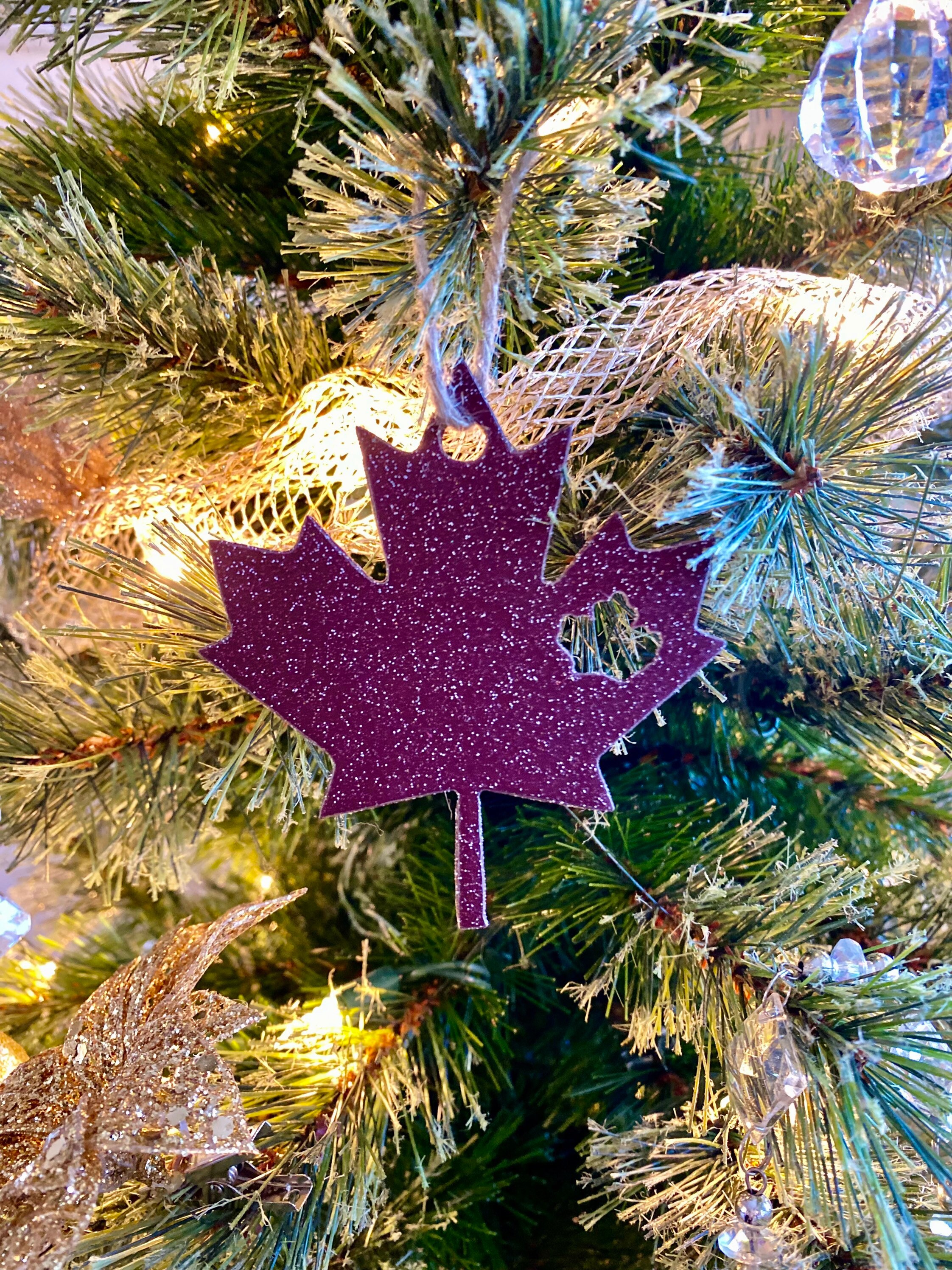 Metal Maple Leaf Ornament / Christmas Tree Ornament/ Wedding Favours ...