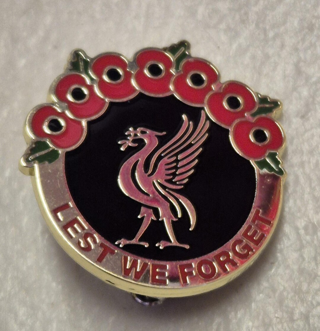 Liverpool Pin Badge - Lest We Forget - Etsy