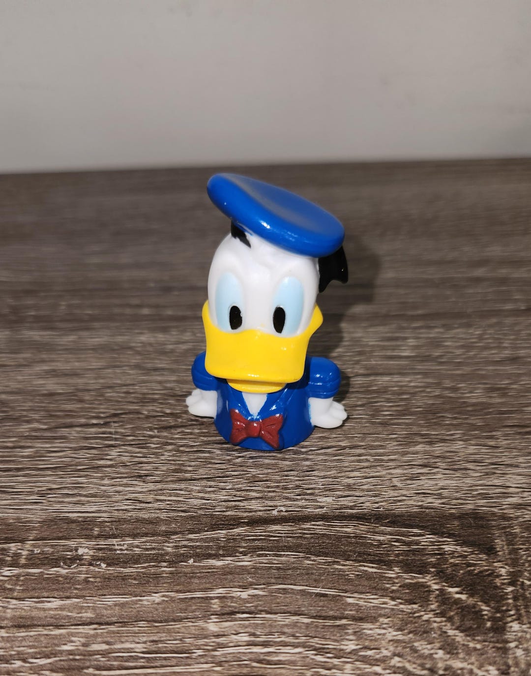 Vintage Disney Donald Duck Finger Puppet 2" - Etsy
