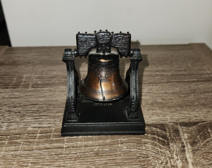 Vintage Souvenir Cast Iron Liberty Bell Paperweight With Working Bell ...