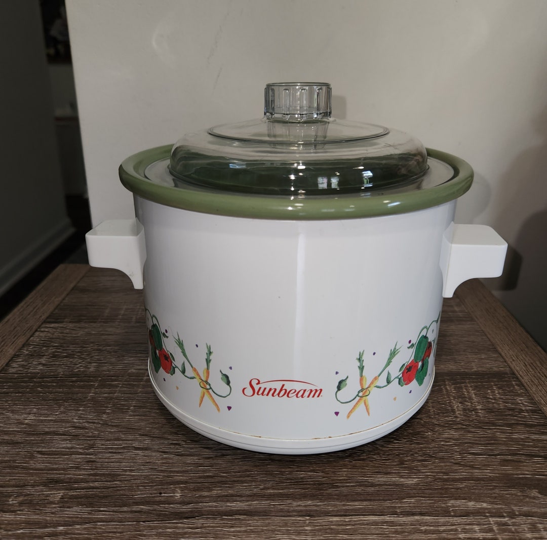 Vintage Sunbeam Slow Cooker Crock Pot 1.5 Quart Capacity White With ...