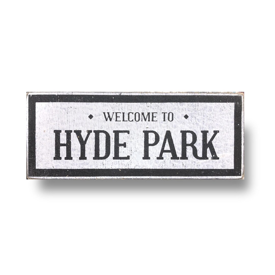 Hyde Park Chicago Wooden Sign: Screen Printed Neighborhood Wall Art - Etsy