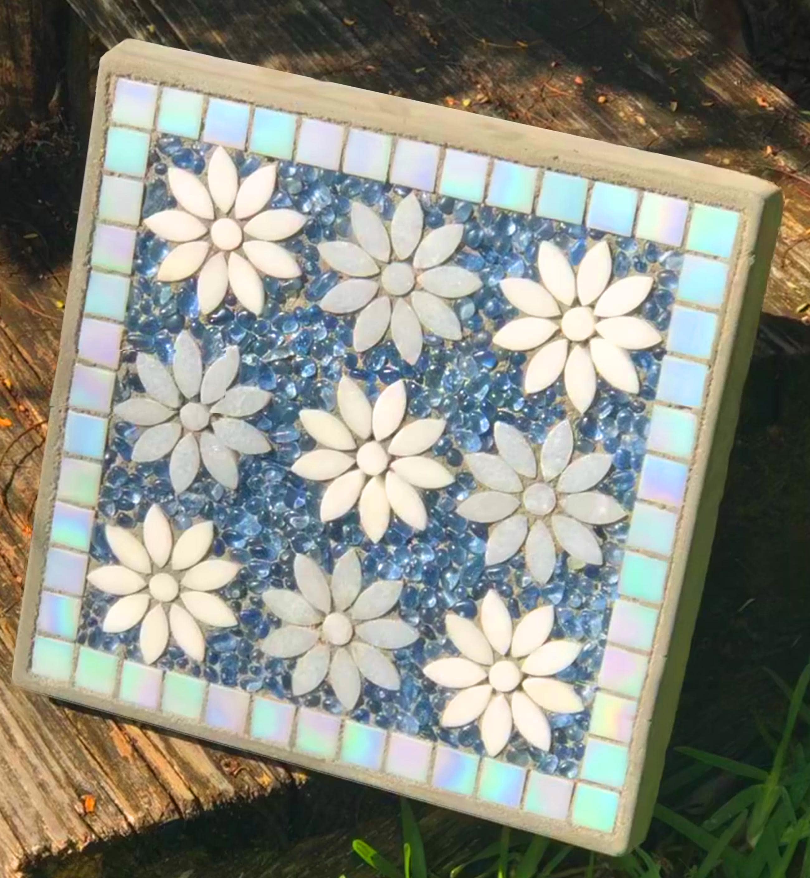 Handmade Mosaic Daisy Stepping Stone. Blue and White Thassos Marble ...