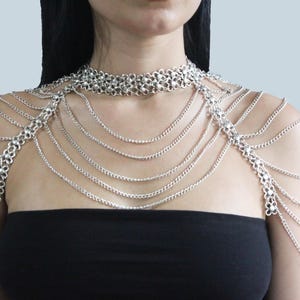 Handcrafted Silver Chain Shoulder Jewelry , Elegant Body Chain Necklace ...