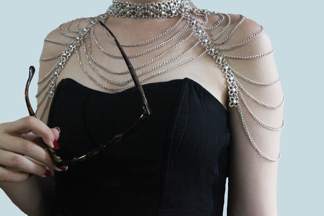 Handcrafted Silver Chain Shoulder Jewelry , Elegant Body Chain Necklace ...