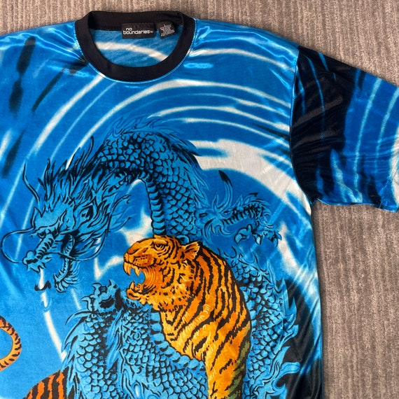 Vintage 2000s No Boundaries Tiger Dragon Abstract Log… - Gem