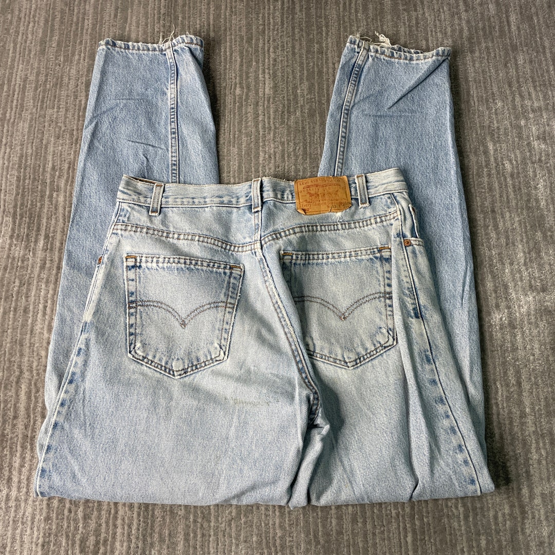 Vintage 2000s Levis Loose Fit Red Tab Classic Brand Y2K Aesthetic ...