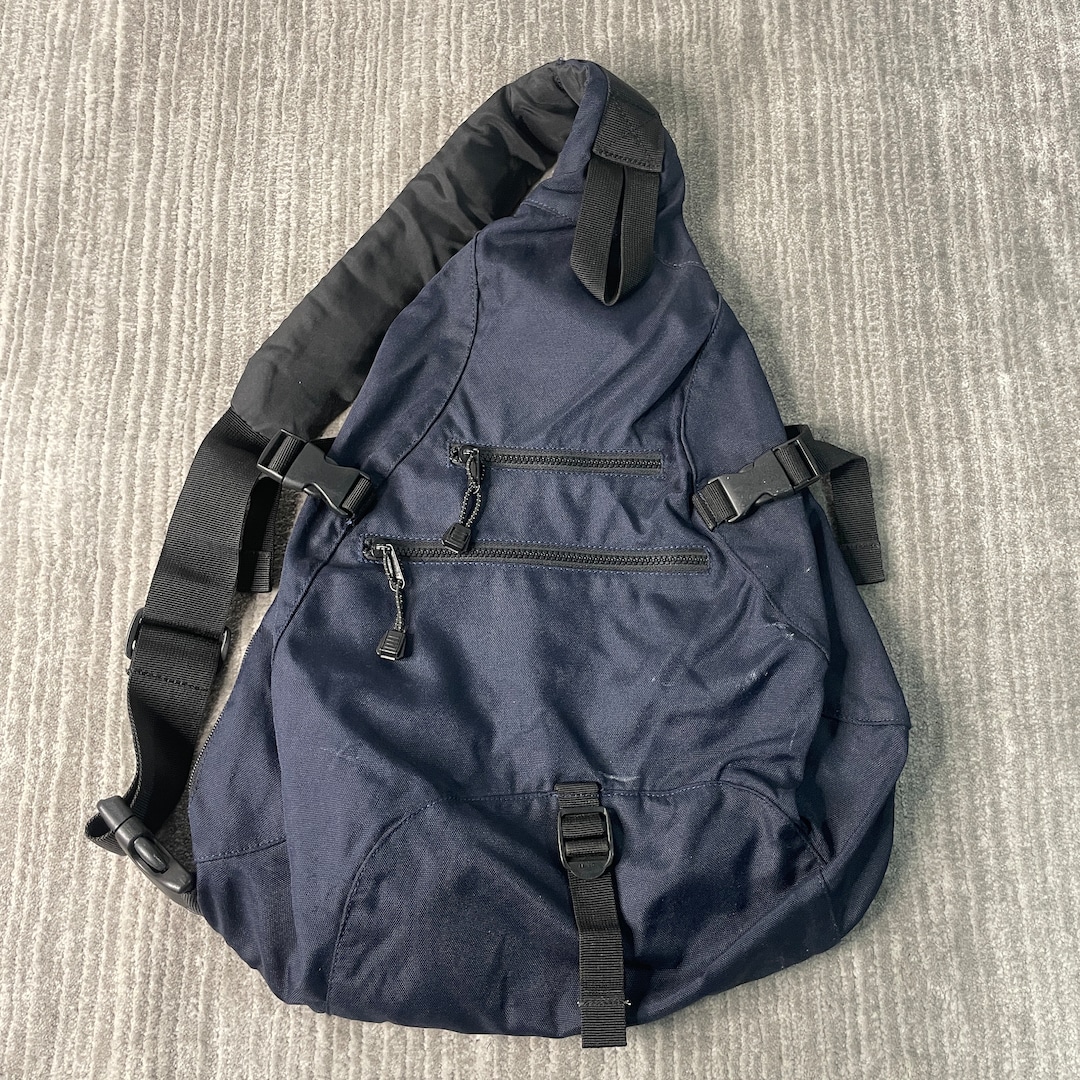 Vintage 2000s Gap Basic Blank Multi Pocket Essential Streetwear Y2K Aesthetic Navy Side Backpack ...