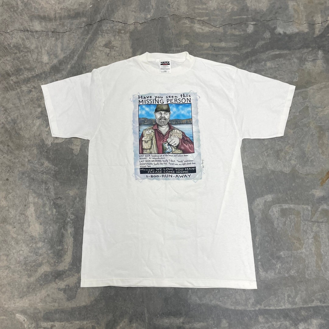 Vintage 90s Humorous Fisherman Runaway Joke Outdoors White Short Sleeve ...