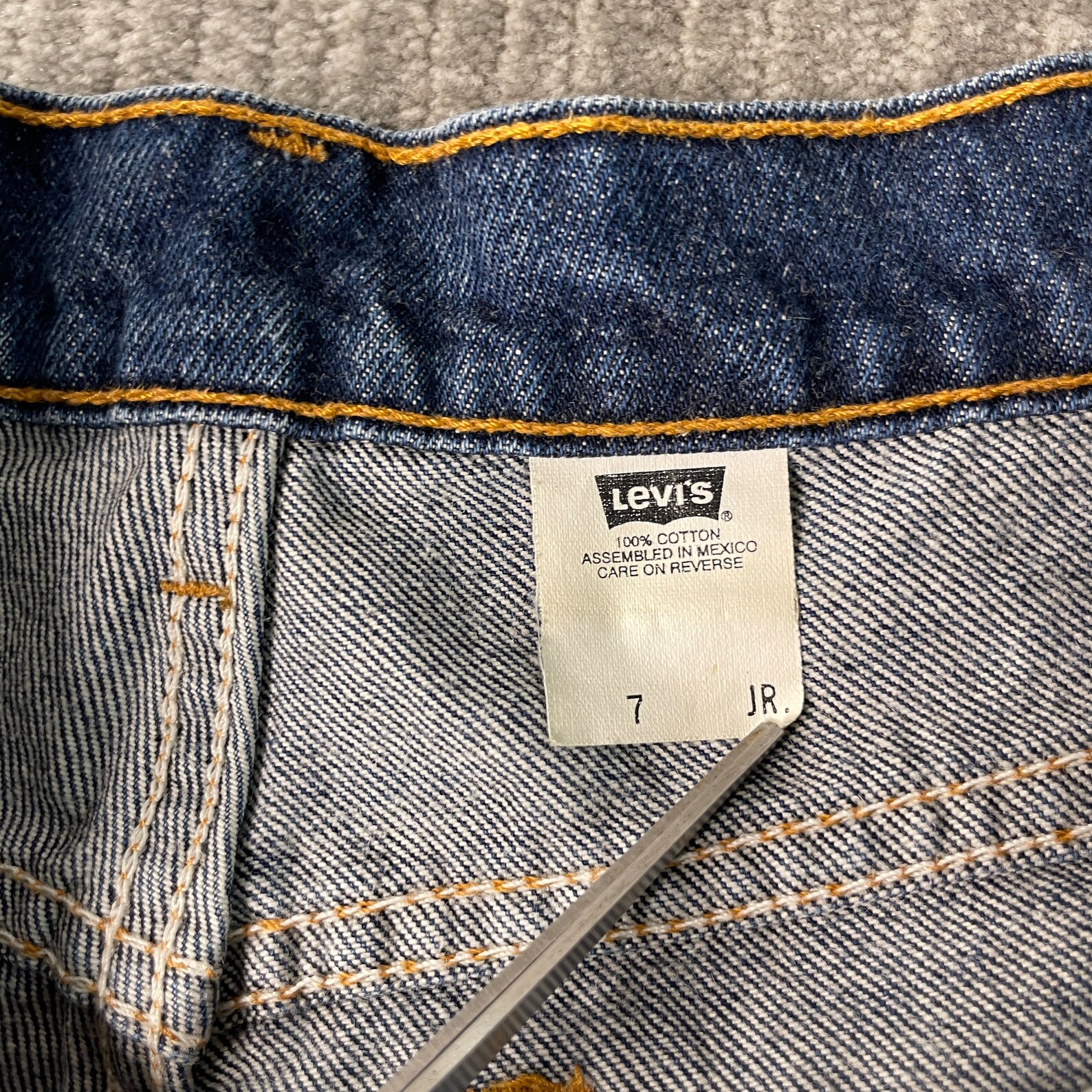 Vintage 90s Levis Regular Fit Basic Essential Classic Brand 1990s ...