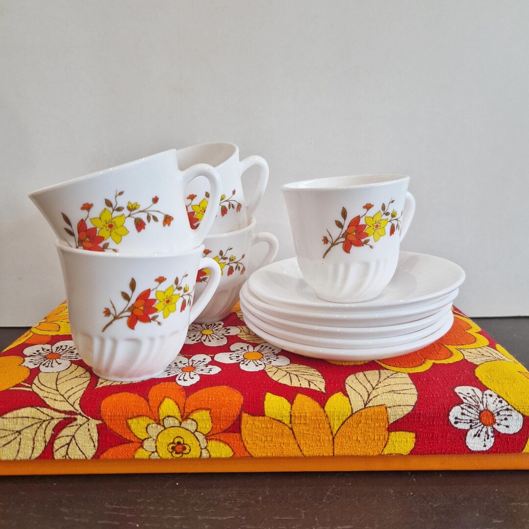 Lots of 5 Arcopal Coffee Cups Opaline Milky Glass France 70s Indiana ...