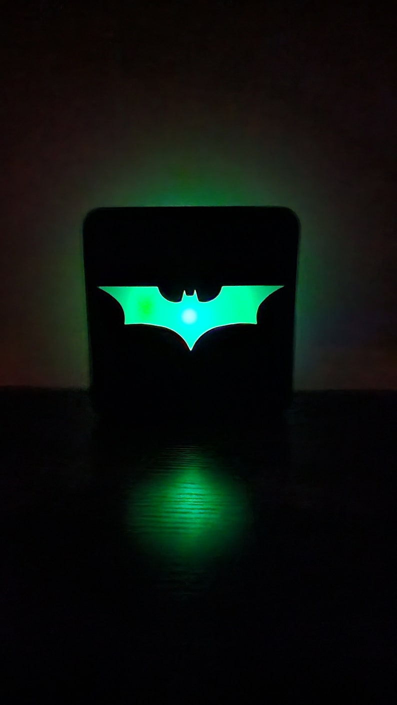 Batman Batttery Operated Night Light. - Etsy
