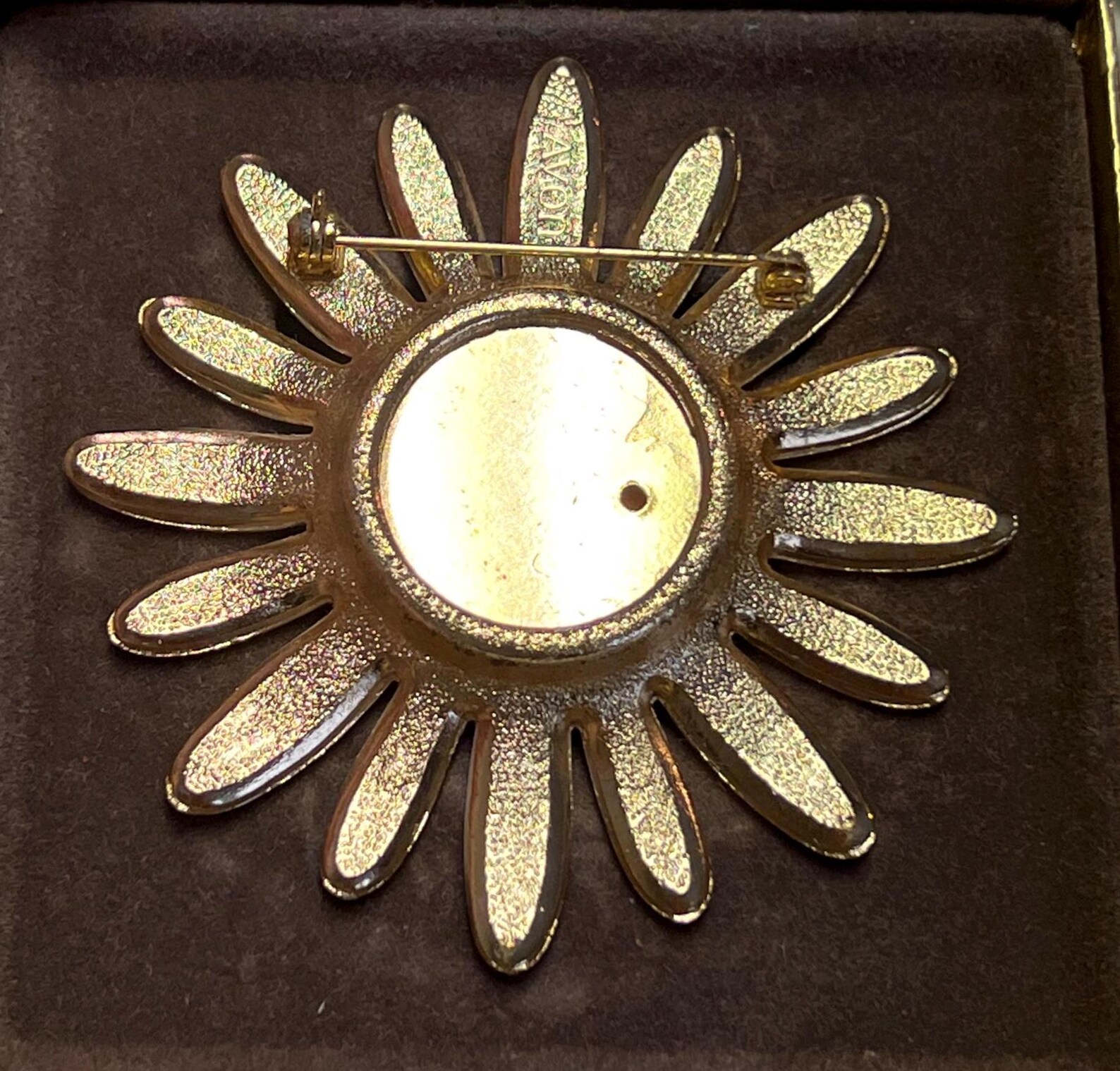 Avon Daisy Pefume Brooch/pin-original Box - Etsy