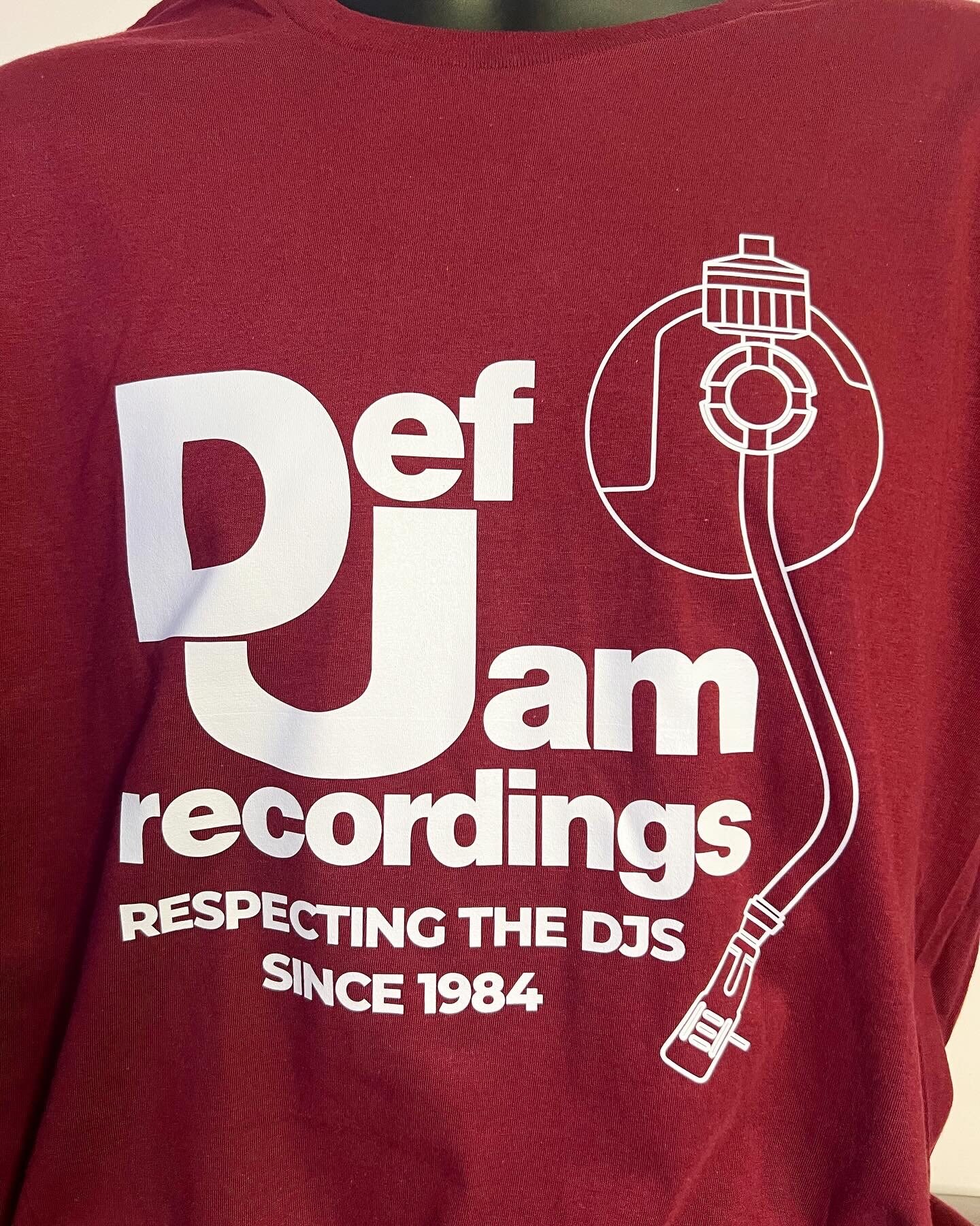 New T-shirt Def Jam Recordings Labels Hip-hop Logo Maroon Color Size ...