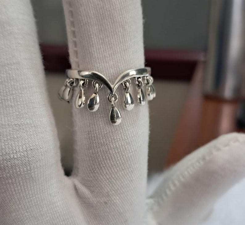 Sterling Silver Tear Drop Tassel Ring, Dangling Charms - Etsy