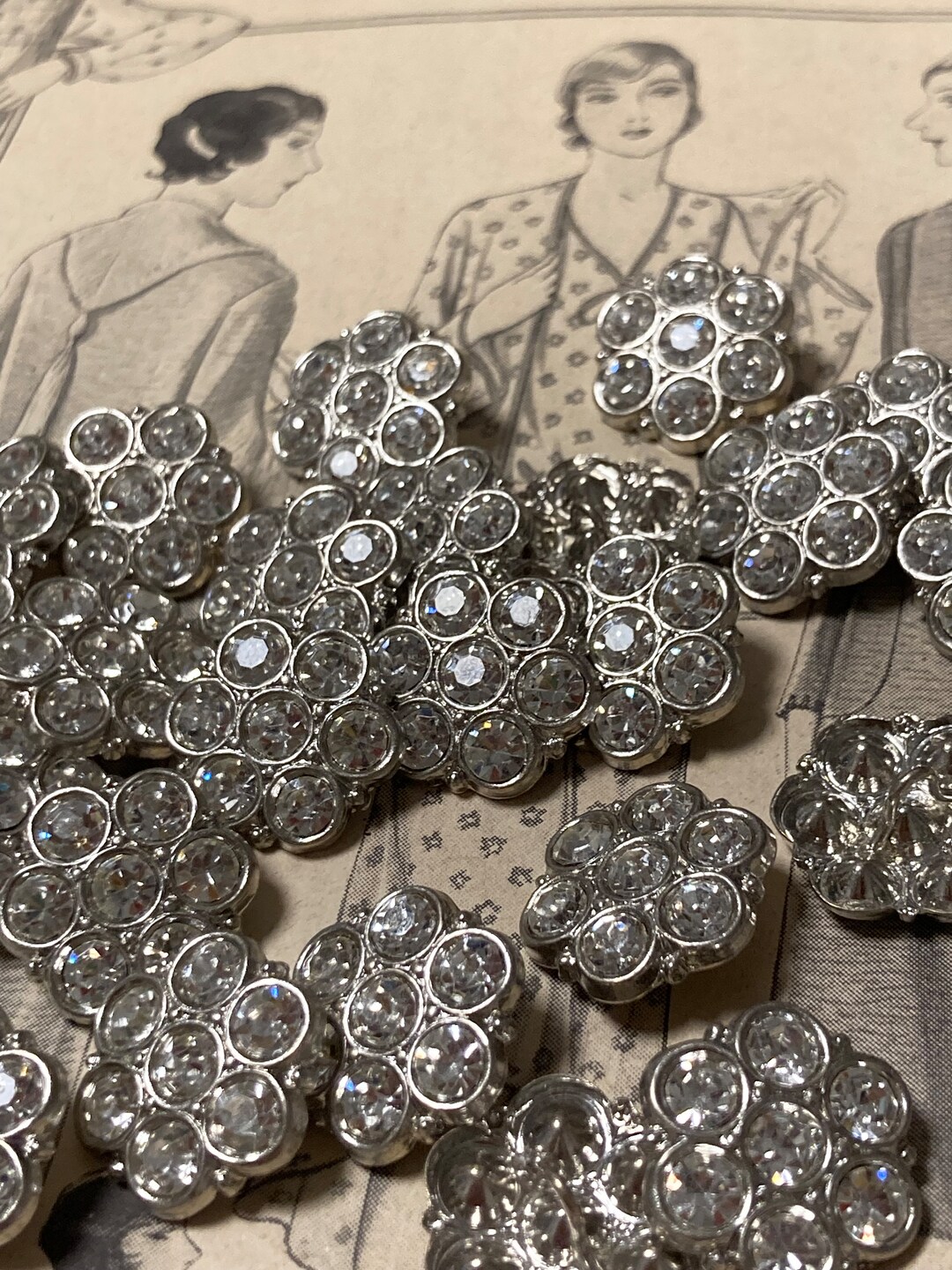 15 Old Vintage Rhinestone Buttons - Collector Buttons - 18 Mm - Etsy