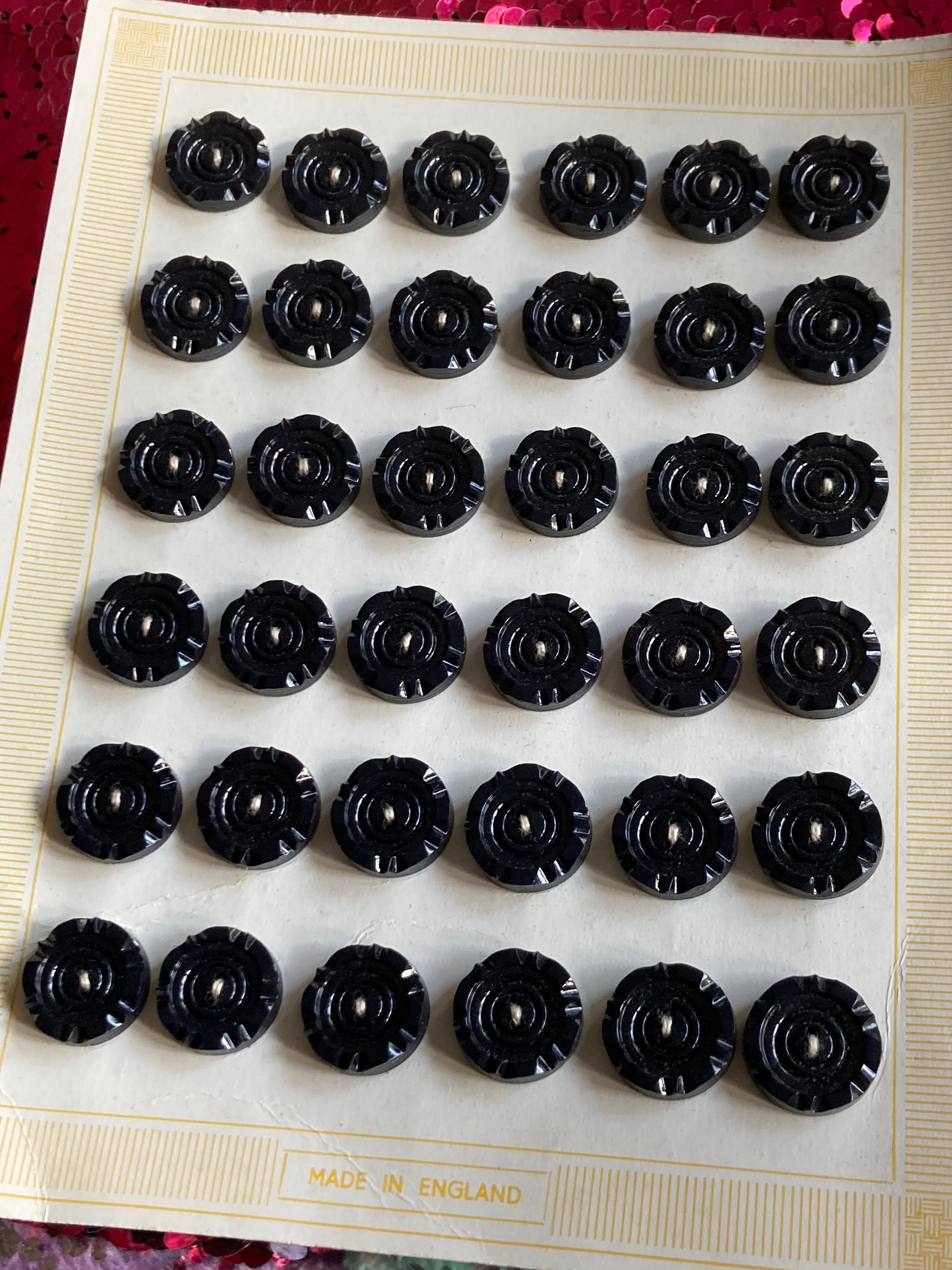 36 Vintage Buttons on a Sample Card - 16 Mm Buttons - Etsy