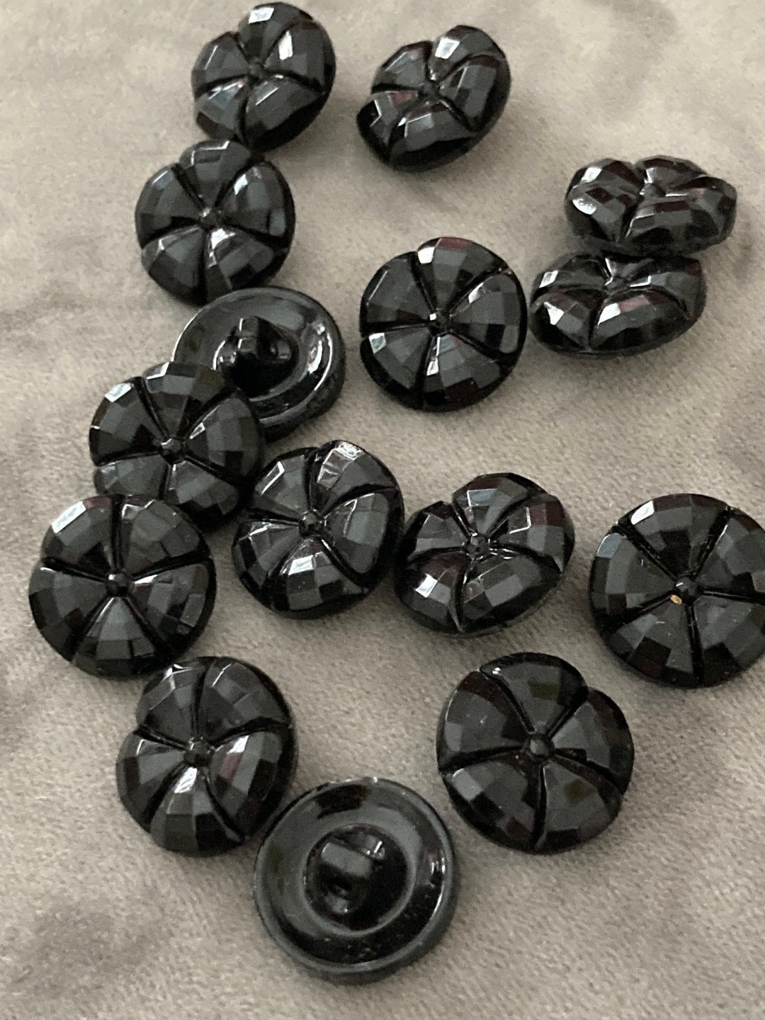 15 Vintage Opaque Glass Buttons Like a Black Blossom 18 Mm - Etsy