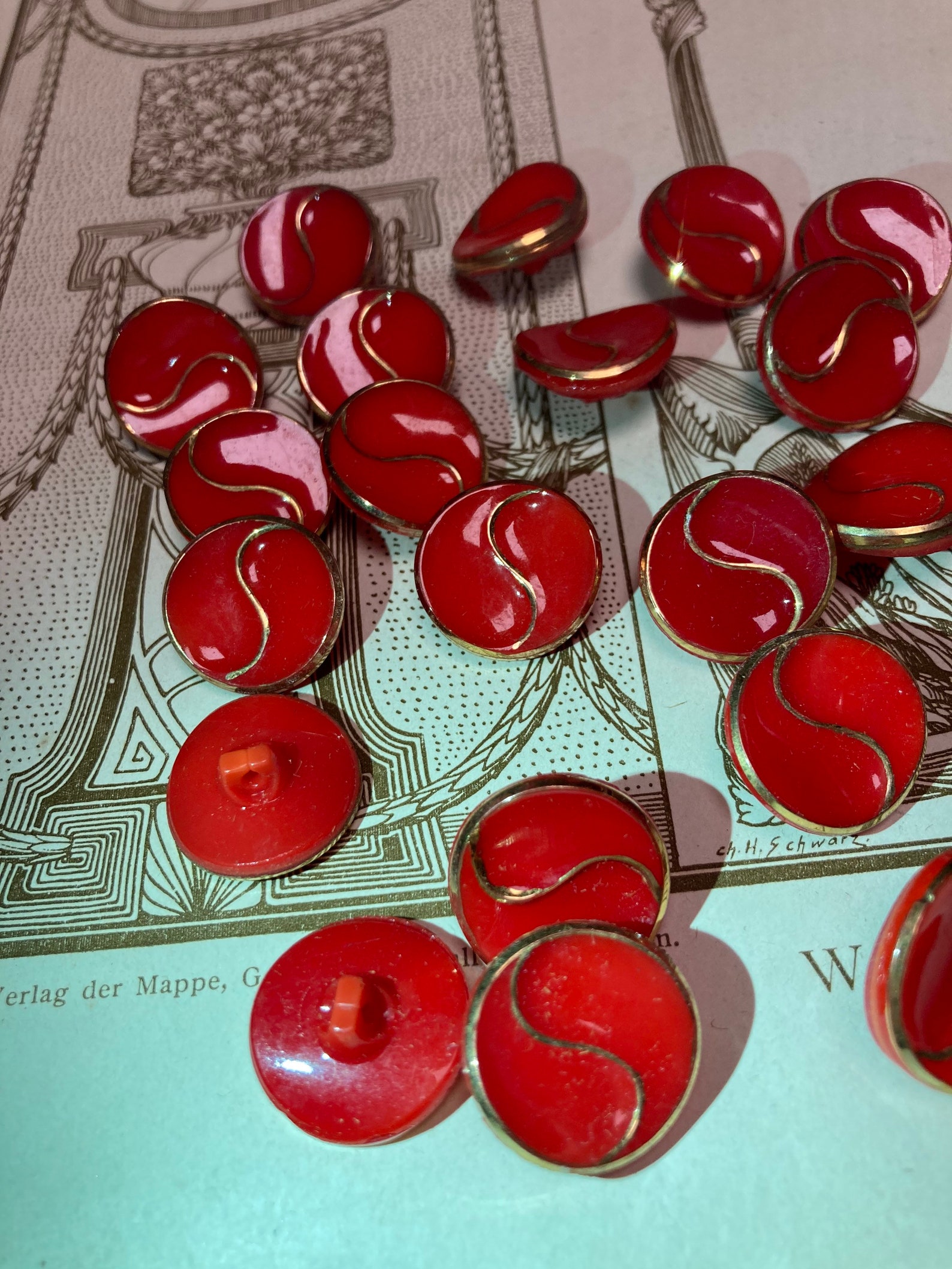 20 Glass Buttons Collector Glass Button Set 18 Mm - Etsy