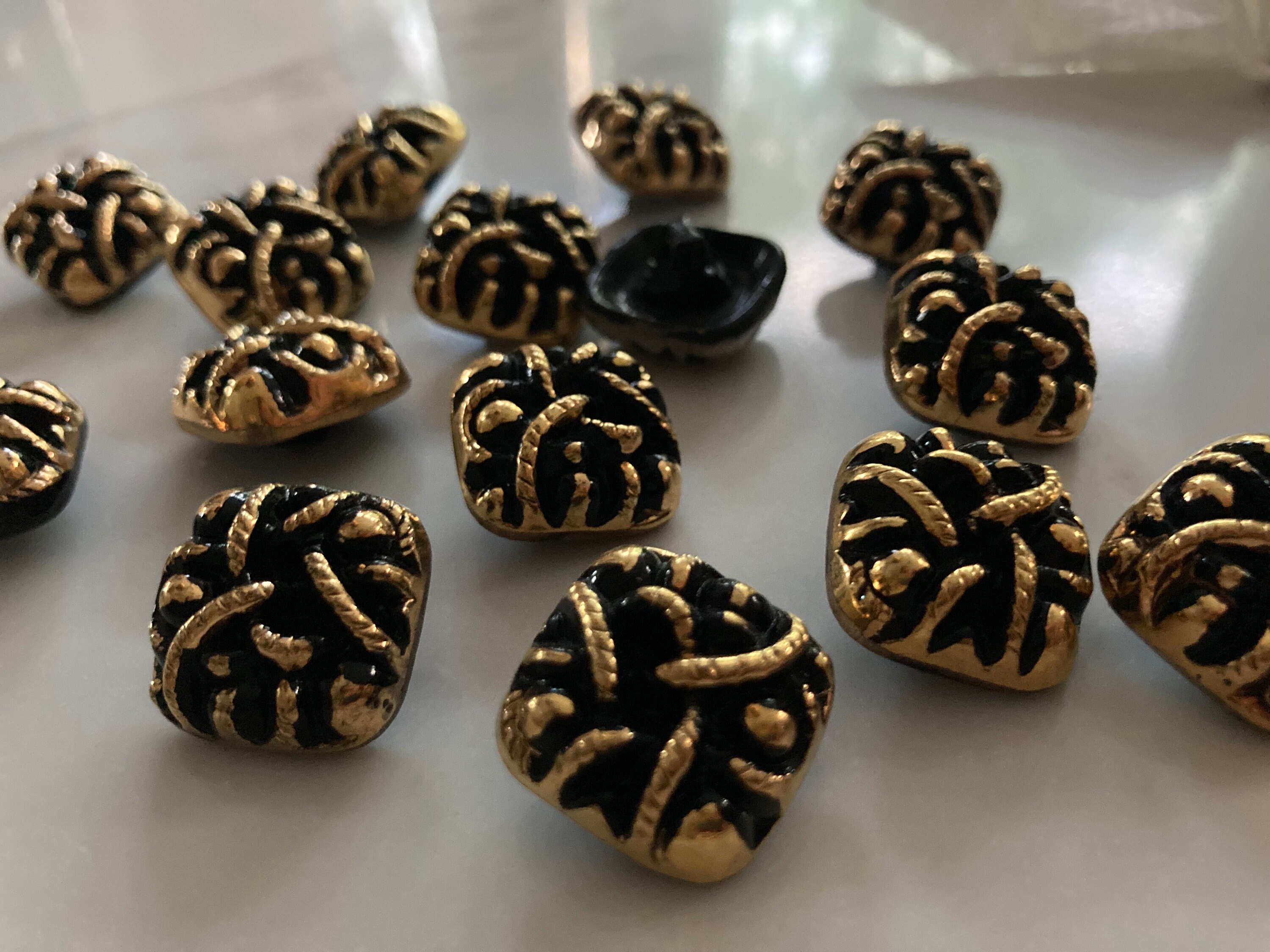 12 Vintage Glass Buttons - Gold Luster Buttons - 22 Mm - Etsy