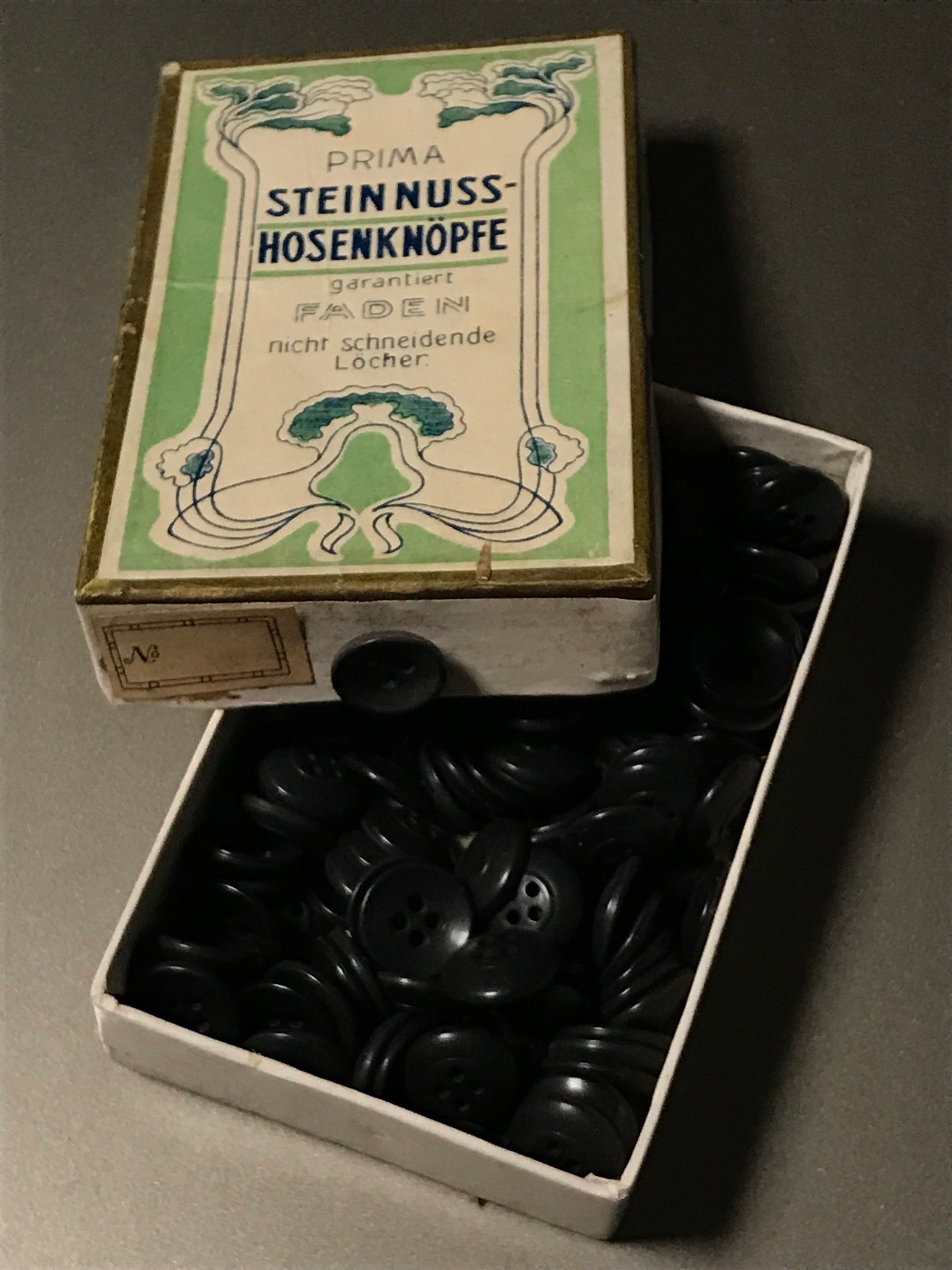 1 Art Nouveau Button Box Full of Buttons German Production - Etsy