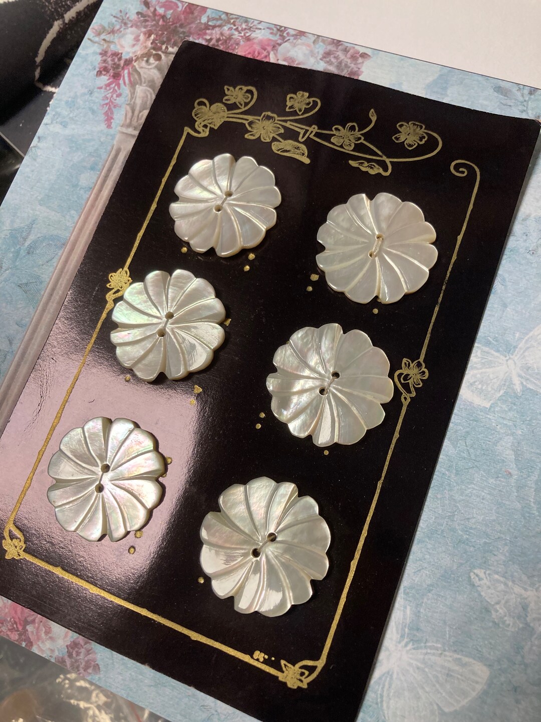 6 Old Vintage Mother of Pearl Button Wonderful Shimmering Shell Buttons ...