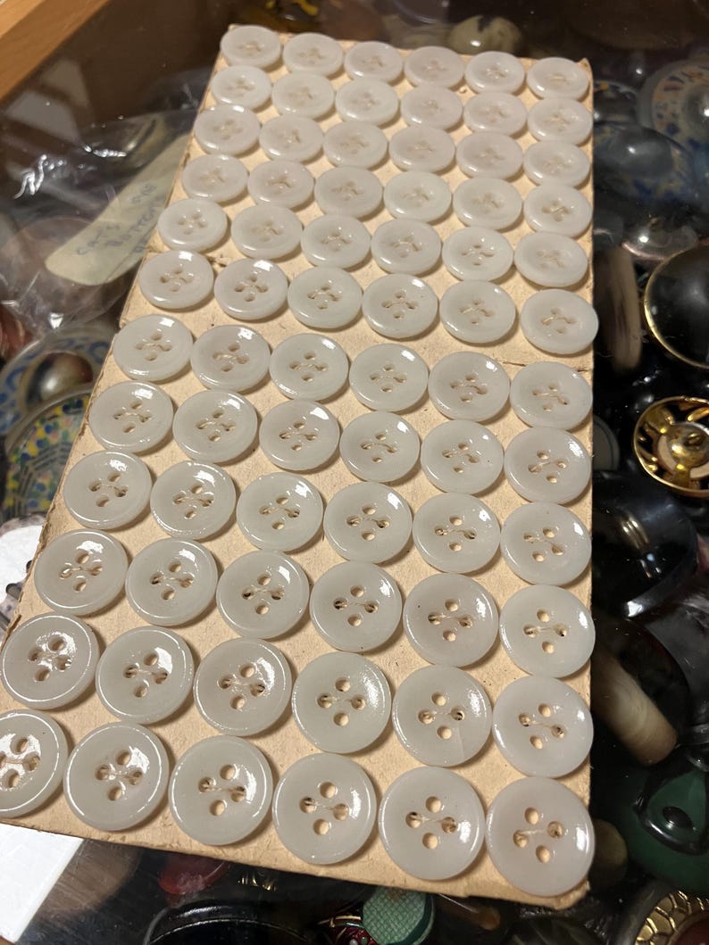 72 Old Ceramic Buttons - Collector Buttons - 15 Mm - Etsy