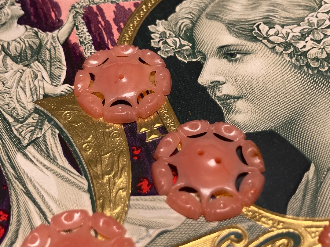 5 Old Vintage Plastic Buttons Pierced Buttons 23 Mm French Production ...