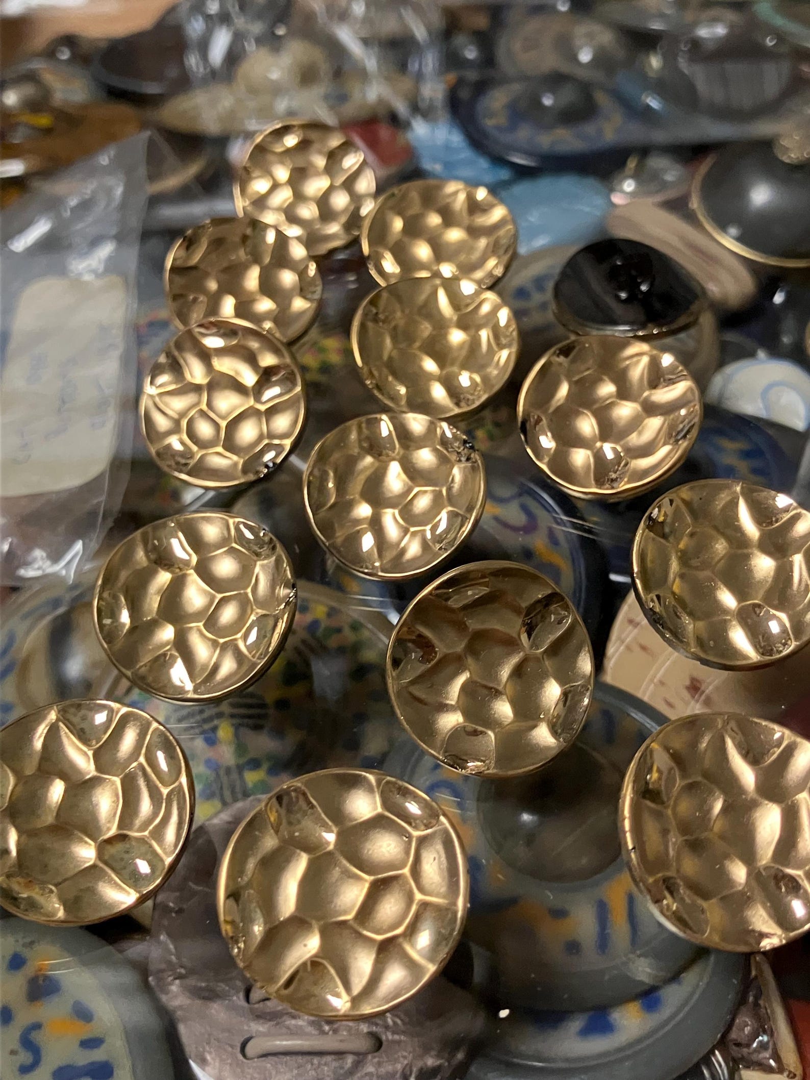 12 Gorgeous Glass Buttons Old Couture Buttons 22 Mm - Etsy