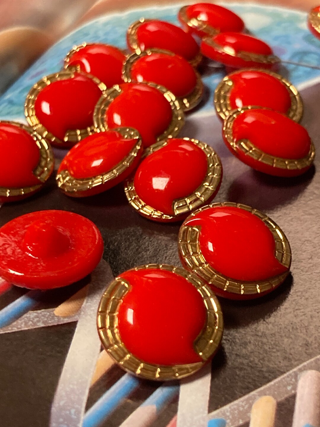 Hand Painted Glass Buttons: Red & Gold, Vintage Style (17 Pc, 18mm) - Etsy