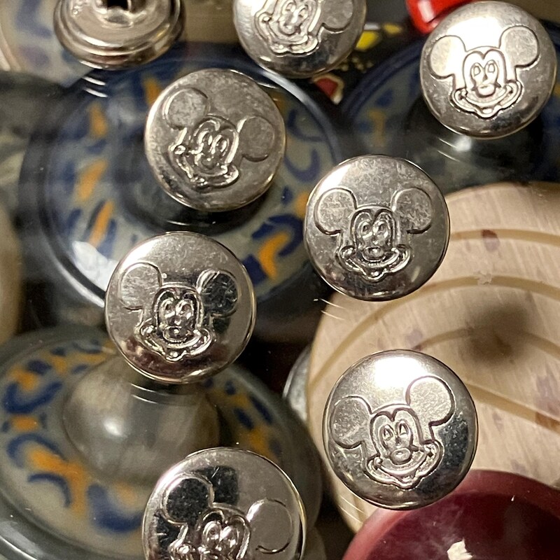 Clubhouse Buttons - Etsy