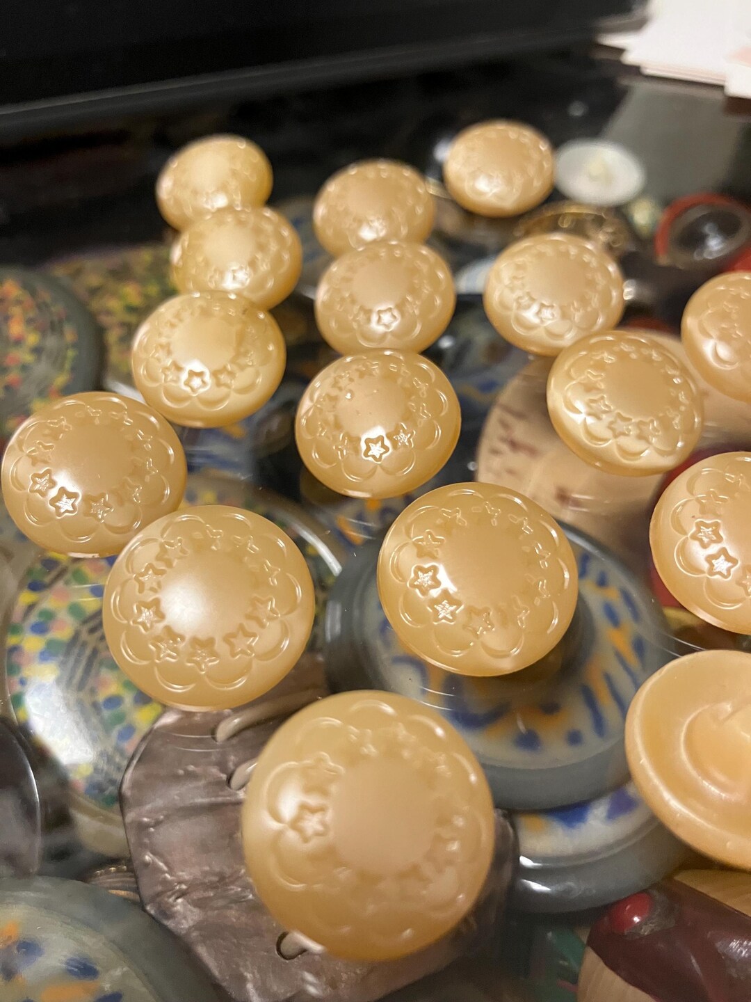 15 Beige Opaque Glass Buttons - 18 Mm - Ring of Stars - Etsy