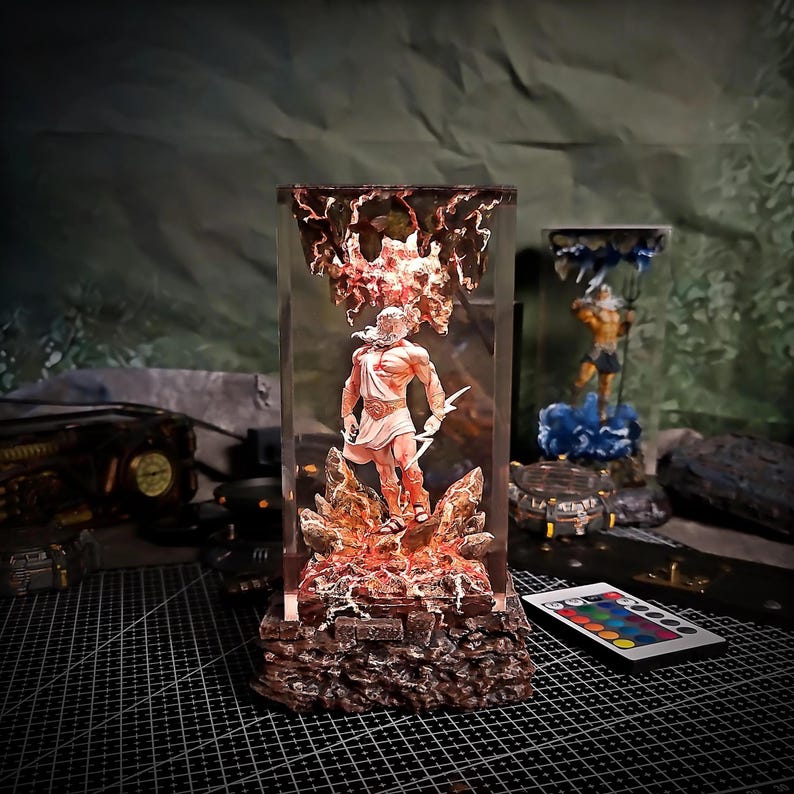 Kratos Vs Hydra God of War Lamp Hand‑cast Resin Night Lamp, Resin ...