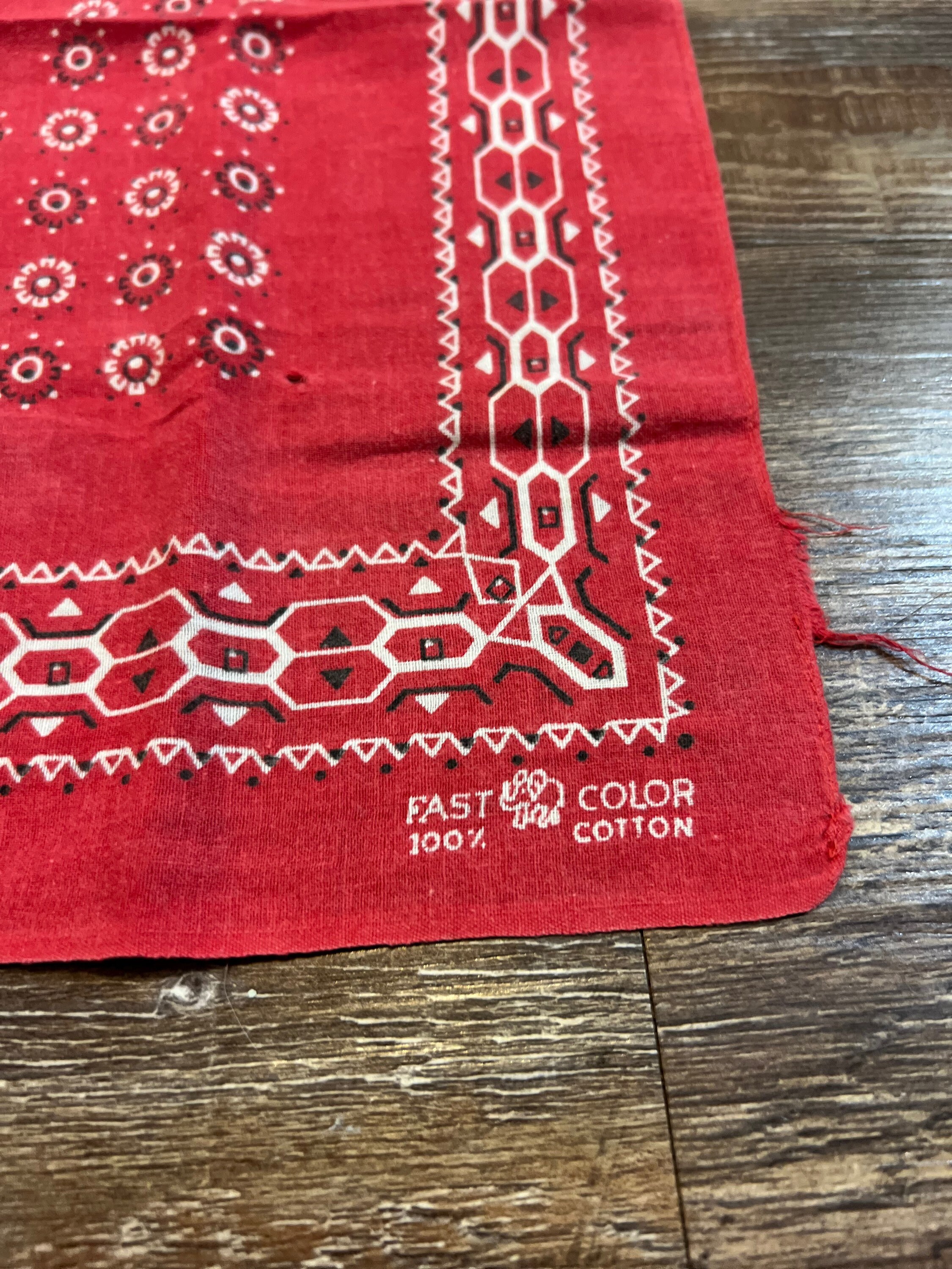 Vintage Red Trunk up Bandana - Etsy