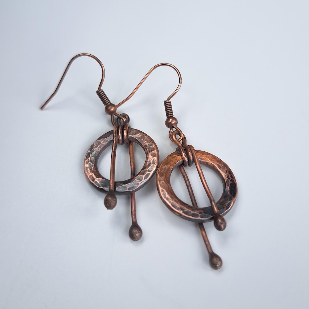 Little Copper Earrings. Hammered Hoops Bold and Rustic. Ultralight. - Etsy