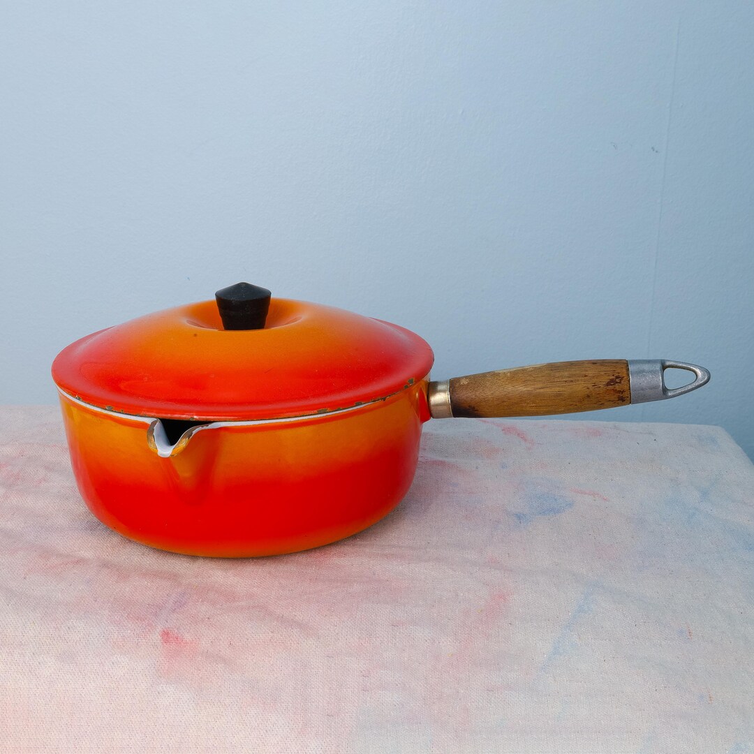 Le Creuset #20 Flame Orange Enameled Cast Iron Wood Handle Saucepan ...