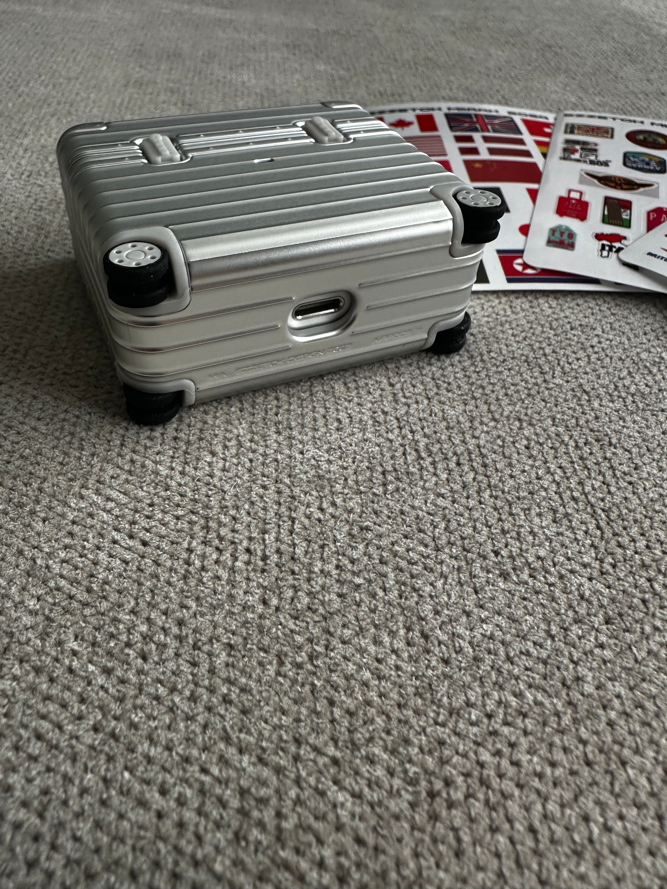 Fashion Individual Suitcase for Airpods1/2/3/pro Luggage Protective ...