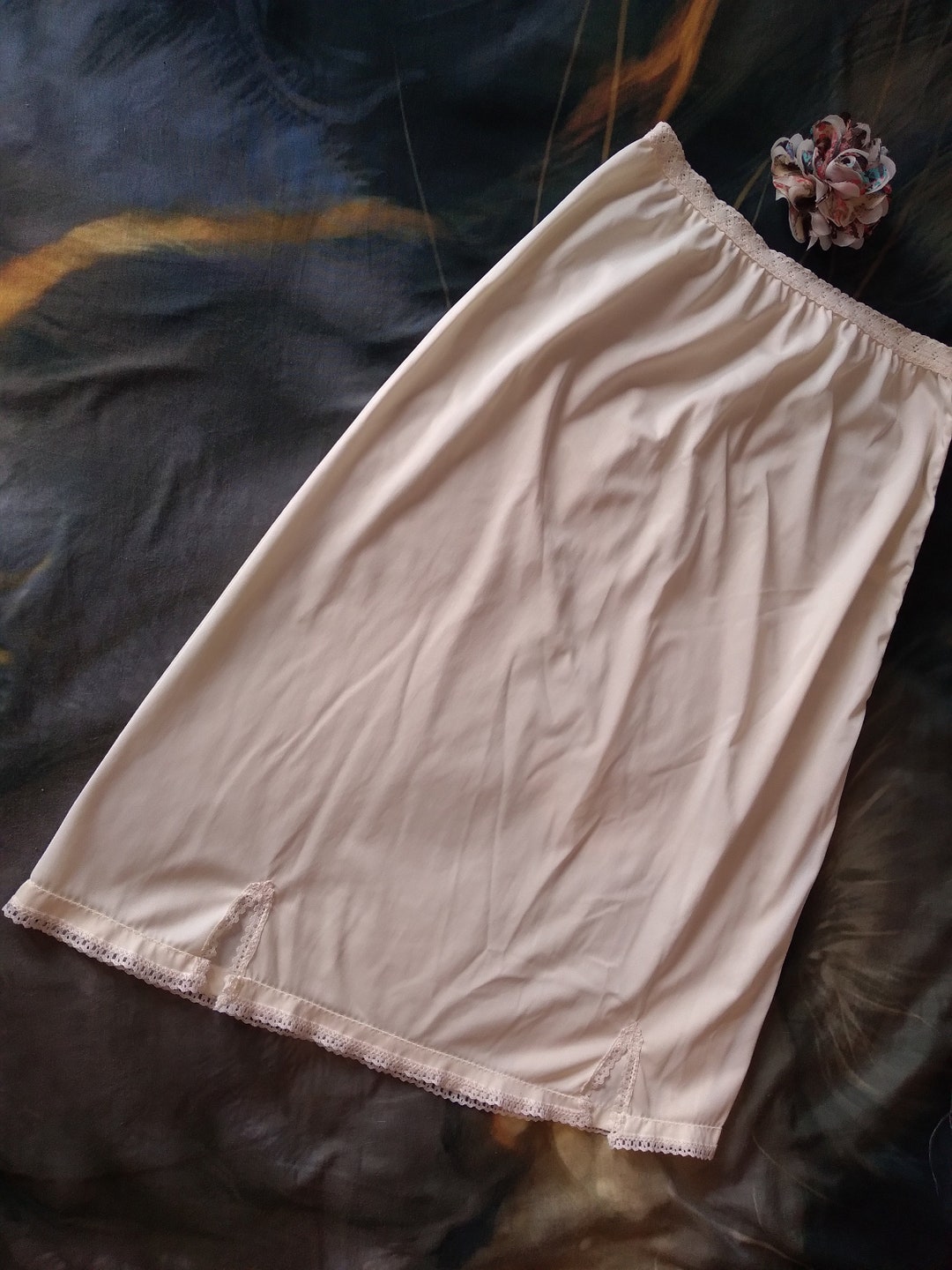 Vintage Half Slip Ivory Cream Lace Front Slits Side Slit Vintage ...