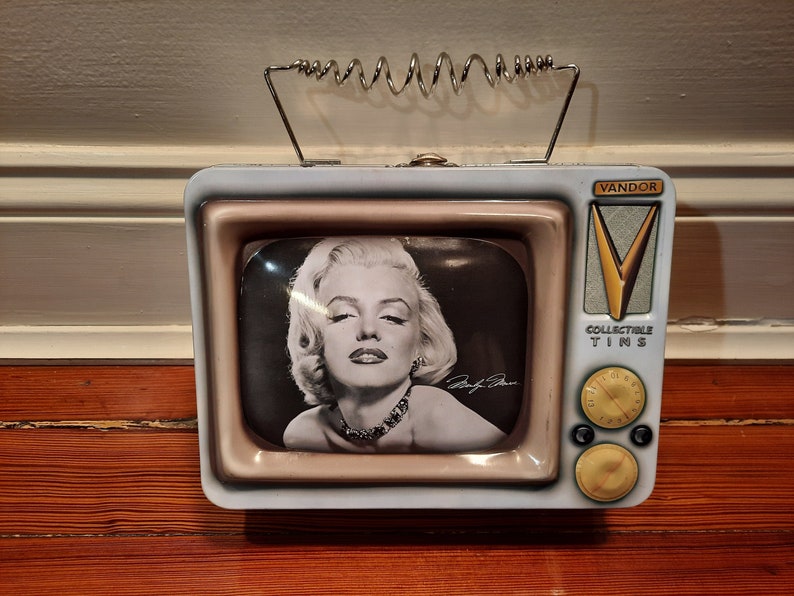 Vintage 1999 Vandor Marilyn Monroe Collectible 'television' Tin - Etsy