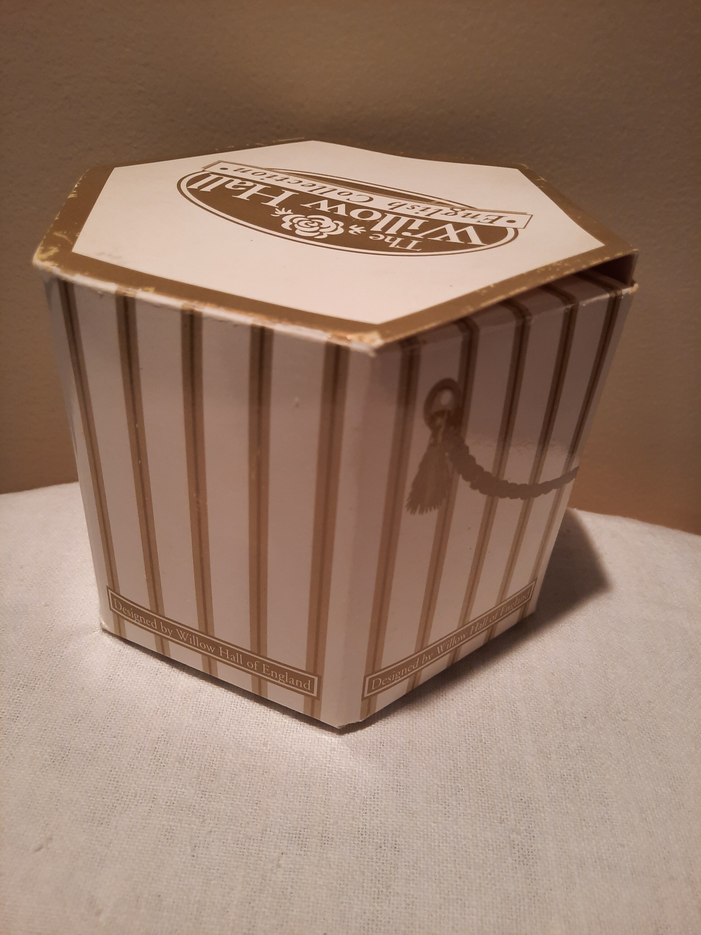 Vintage Willow Hall English Collection, 7614 prunella Victorian Hats ...